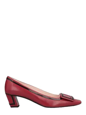 ROGER VIVIER Pumps In Calfskin Red