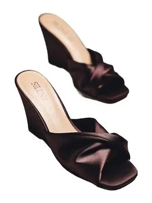 SILENT D Katia Wedges Chocolate Satin