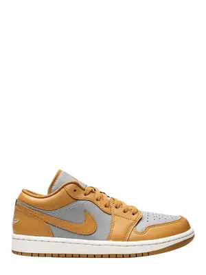 JORDAN Air 1 Low Chutney Sneakers Gold