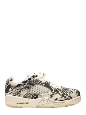JORDAN Air Low Expression Sneakers - Neutrals