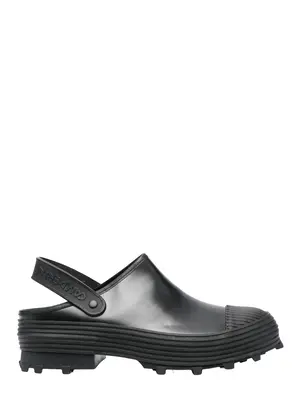 Camper Traktori Clogs - Black