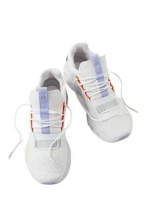 On Cloudnova Sneakers White / Glacier