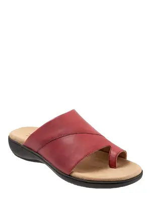 Trotters Trotters Regina Leather Slide Sandal Dark Red