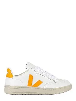 VEJA V-12 Extra White Ouro