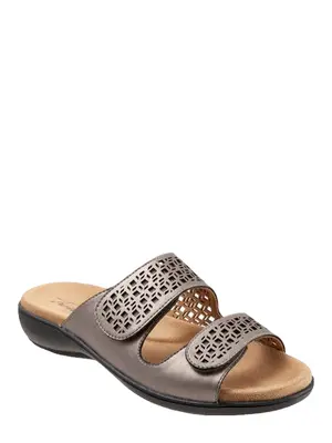 Trotters Trotters Ruthie Sandal Pewter Faux Leather