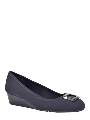 Bandolino Buckle Embellished Wedge Pumps - Navy Blue Fabric