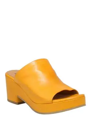 Miz Mooz Miz Mooz Gwen Platform Sandal Ochre