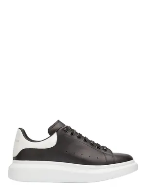 Alexander McQueen Oversized Sneakers Nero Natural