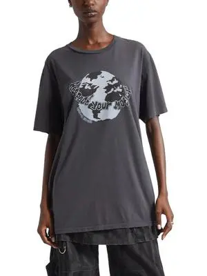 Collina Strada Oversize Graphic T-shirt - Respect