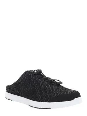 PROPET Propét Travelwalker Slip-On Sneaker Black