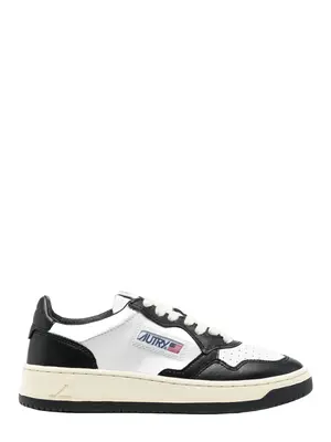 AUTRY Medalist Leather Sneakers - Black