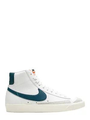 Nike Blazer Mid '77 Vintage Sneakers - White