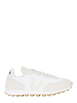 VEJA Logo-patch Lace-up Sneakers - White