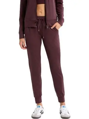 Zella Restore Soft Lite Joggers Burgundy Fudge