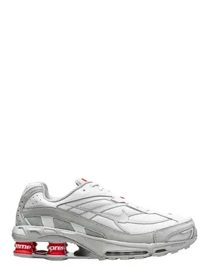 Nike X Supreme Shox Ride 2 Sp Sneakers - White