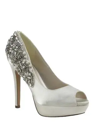 PARADOX LONDON PINK Paradox London Embellished Peep-toe Pumps - Ivory