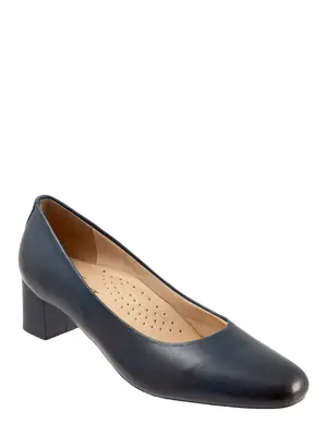 Trotters Daria Block Heel Pumps Navy