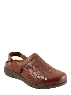 Softwalk Salina Ii Woven Clog - Rust
