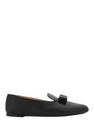 FERRAGAMO Vara Bow Loafer In Nappa Leather - Black