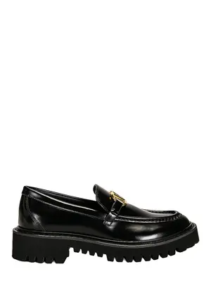 Valentino Garavani Signature V Logo Loafers - Nero