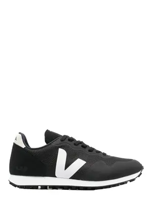VEJA Panelled Low-top Sneakers - Black