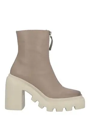 VIC MATIE VIC MATIĒ Ankle Boots Grey