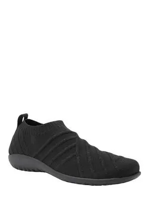 Naot Okahu Sneaker - Black W/silver Knit