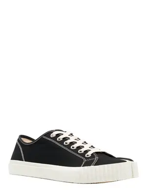 MAISON MARGIELA Tabi Low-top Sneakers - Black