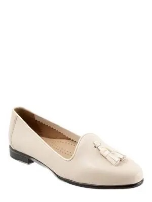 Trotters Liz Tassel Loafer - Ivory