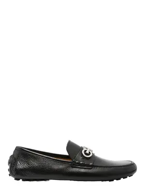 FERRAGAMO Gancini Plaque Driver Shoes - Black