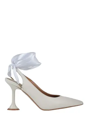 EMANUÉLLE VEE Light Leather Pumps White