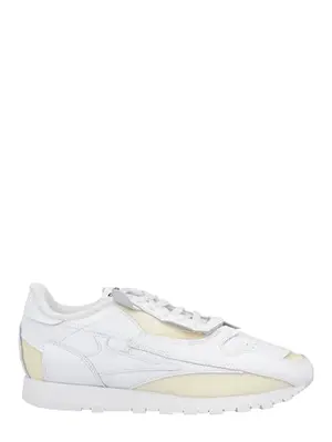 MAISON MARGIELA X REEBOK Sneakers - White