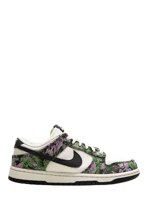 Nike Dunk Low Floral Tapestry Sneakers - White