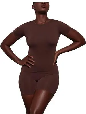 SKIMS Soft Smoothing Seamless T-Shirt Cocoa