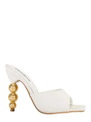 SUPERDOWN Debby Heel