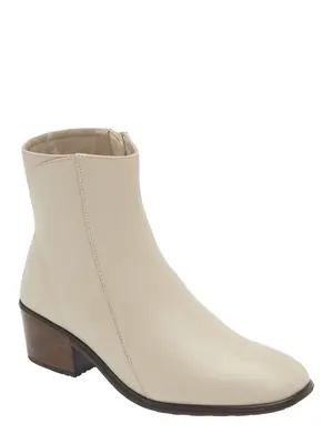 Naot Naot Goodie Zip Ankle Boots Soft Ivory Leather