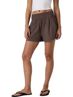 Vuori Vuori Villa Relaxed Fit Shorts Java