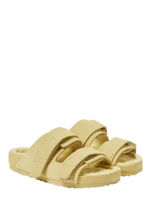 BIRKENSTOCK X Tekla Uji Suede Slides - Beige