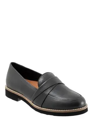 Softwalk Walsh Loafer - Black