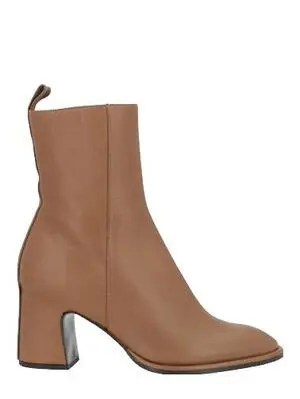 EQUITARE Eleanor Ankle Boots - Camel