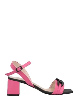 NILA & NILA Appliqued Sandals - Pink