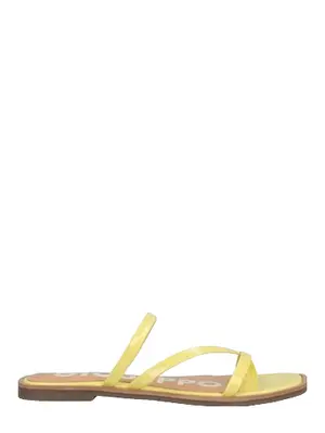 GIOSEPPO Thong Sandals Yellow
