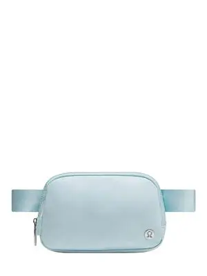 Lululemon Everywhere Belt Bag With Long Strap 1L Foam Cloud/silver