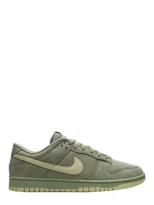 Nike Dunk Low Oil Sneakers - Green