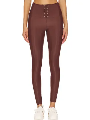 Strut This X Chantelle Paige-mulligan The Liam Ankle Legging In Chocolate - Chocolate Rib