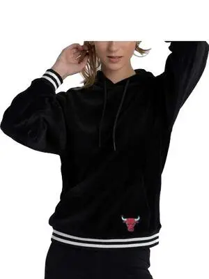LUSSO Chicago Bulls Velour Pullover Hoodie - Black