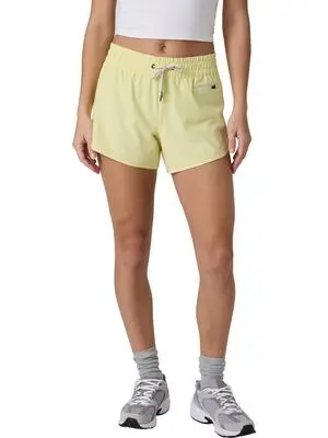 Vuori Clementine 2.0 Shorts 4 Sunlight