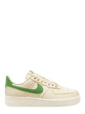 Nike Air Force 1 '07 SE Sneakers Coconut/chlorophyll/sail