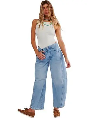 Free People We The Free Crvy Venus Barrel Jeans - Morning Star