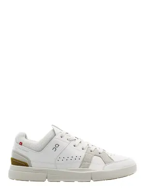 On The Roger Clubhouse Sneakers - White